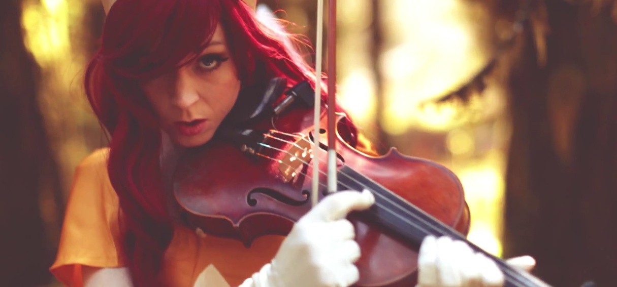 Video: Musician Lindsey Stirling Dresses Up As Aurora From Child Of ...