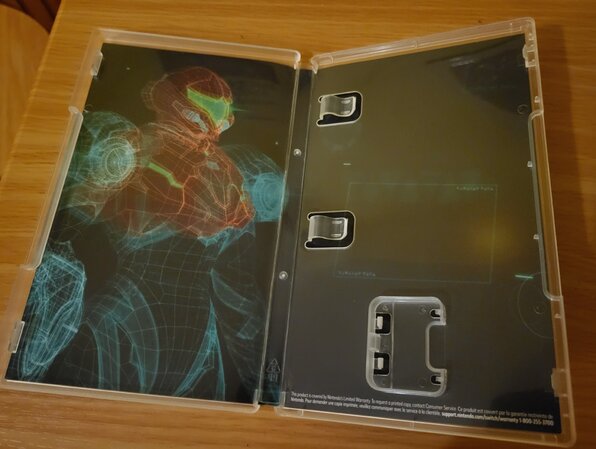Here's A "First Look" Inside Metroid Dread's Nintendo Switch Game Case ...