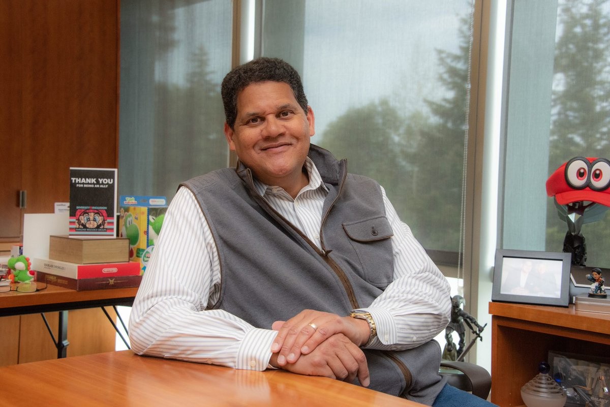 Random: 23,000 Fans Petitioned To Get Reggie A New Chair, And It Worked ...