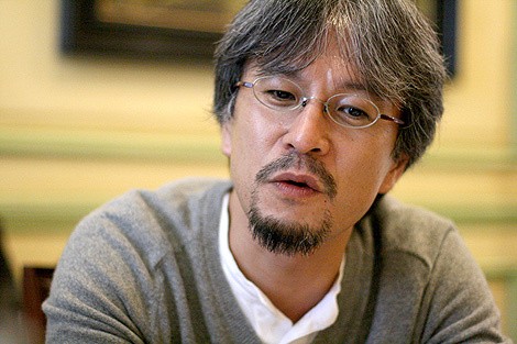 Eiji Aonuma and Hideki Konno Wander Into The StreetPass Mii Plaza ...