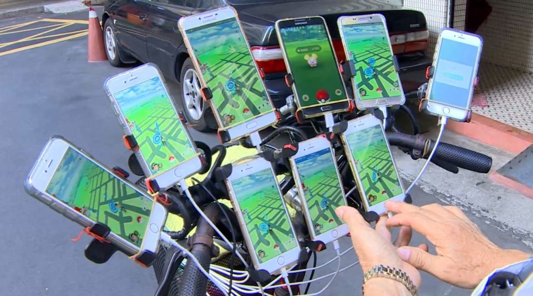 Weirdness: 70 Year Old Man Plays Pokémon GO With 11 Smartphones ...