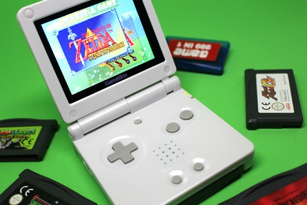 Hardware Review: EXEQ GameBox Game Boy Advance SP Clone | Nintendo Life