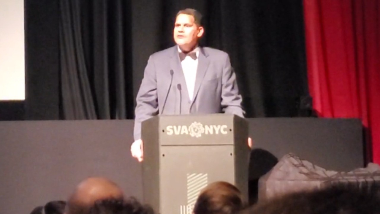 Video: Reggie Fils-Aimé Gives Heartfelt Speech After Receiving Video ...